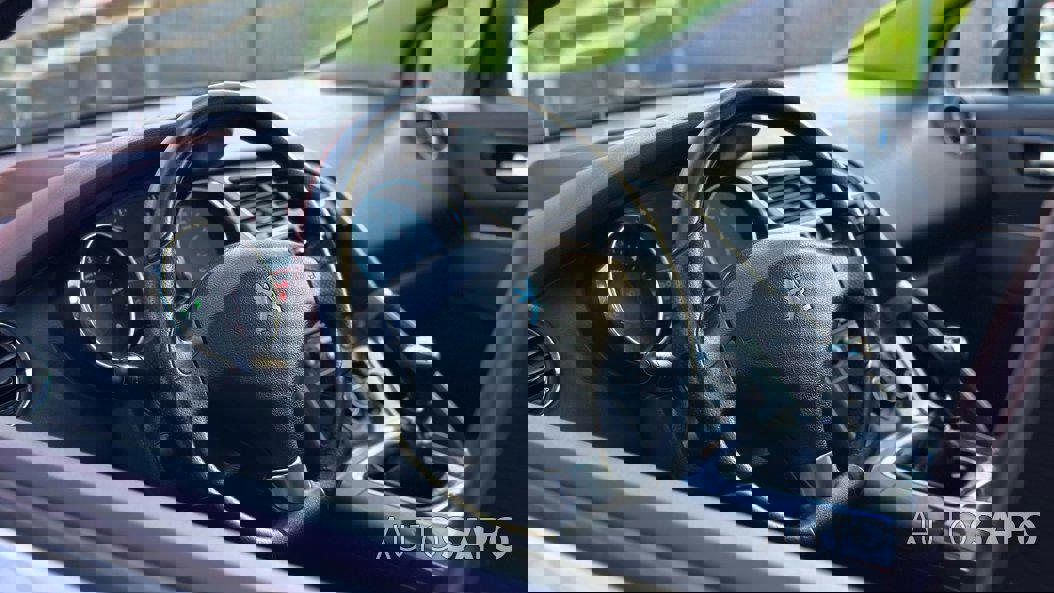 Peugeot 3008 de 2010 - Auto SAPO