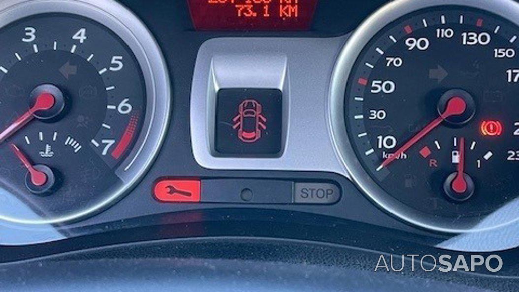 Renault Clio 1.2 16V Rip Curl de 2007 - Auto SAPO