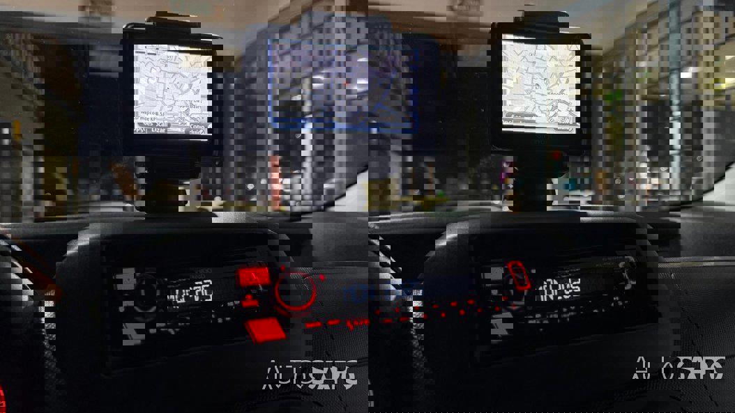 Fiat Fiorino de 2015 - Auto SAPO