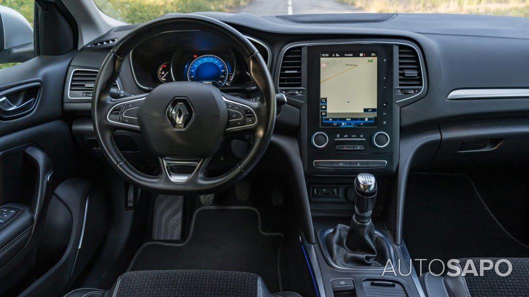 Renault Mégane de 2017 - Auto SAPO