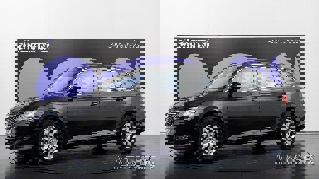 Skoda Superb de 2024 - Auto SAPO