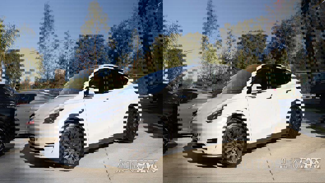 Tesla Model Y Standard RWD de 2022 - Auto SAPO