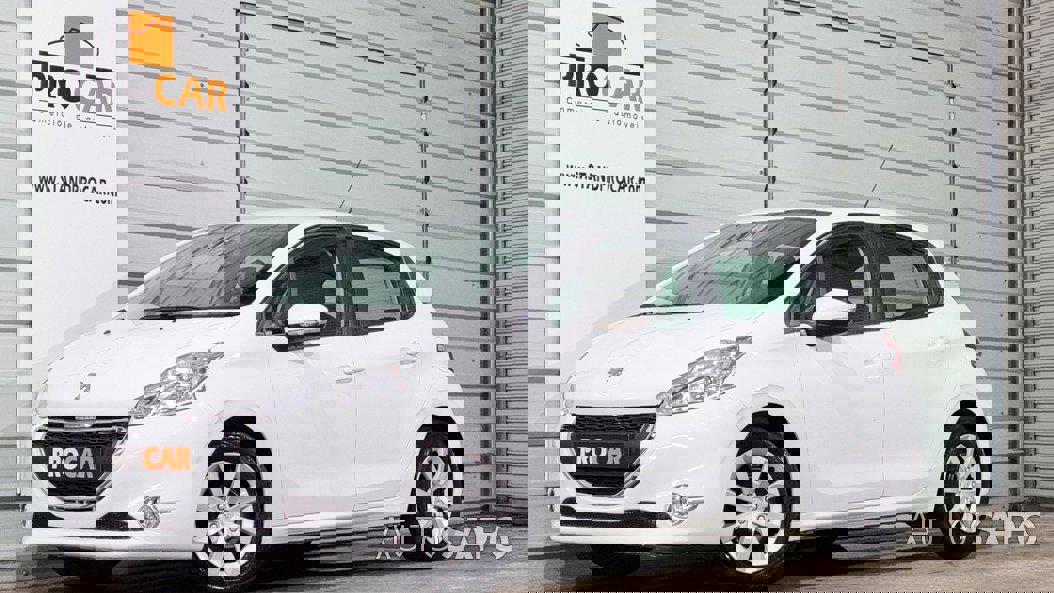 Peugeot 208 de 2014 - Auto SAPO