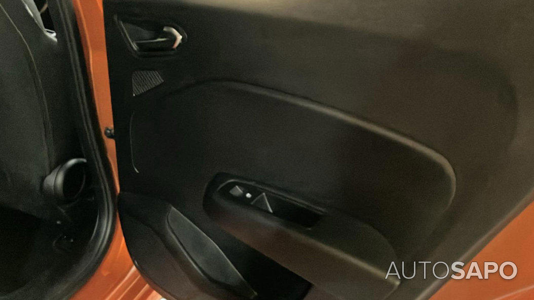 Renault Clio de 2023 - Auto SAPO
