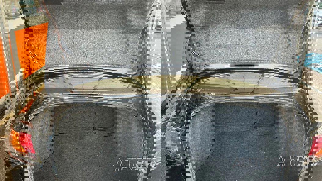 Mitsubishi Lancer 1.6 Invite de 2011 - Auto SAPO