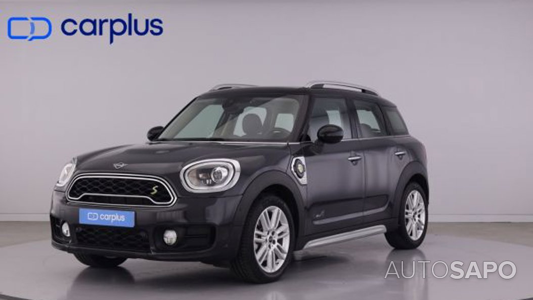 Dolce & Gabbana elege 'kings' portugueses em apresentação de novo perfume