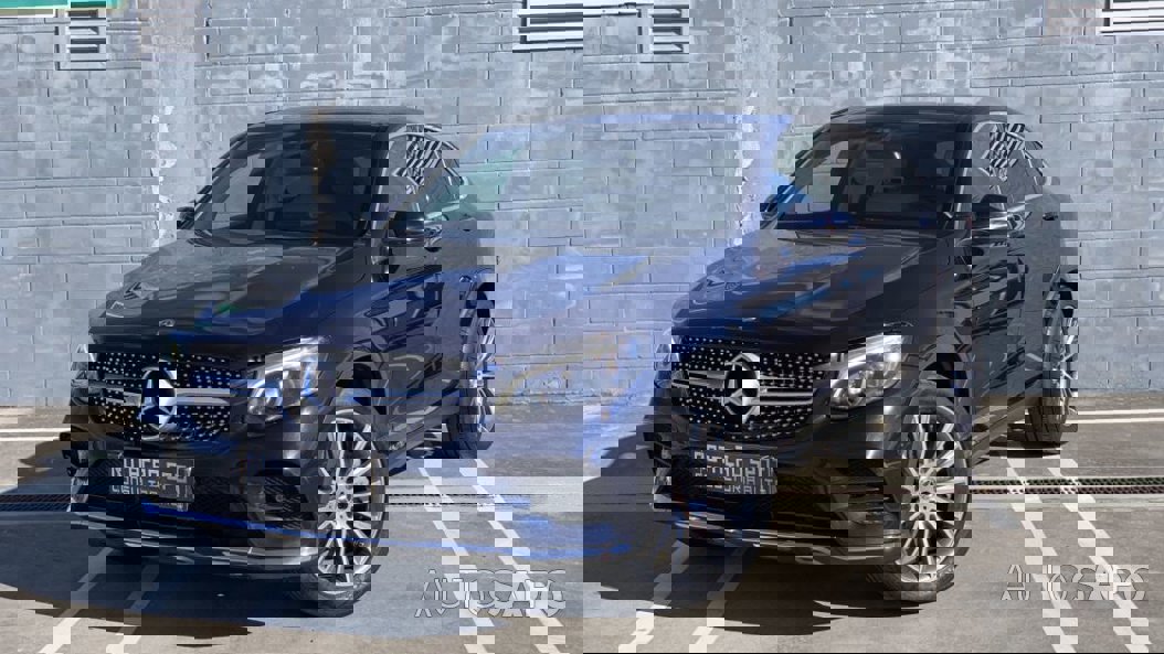 Mercedes-Benz Classe GLC 250 d Coupé AMG Line 4-Matic de 2018 - Auto SAPO