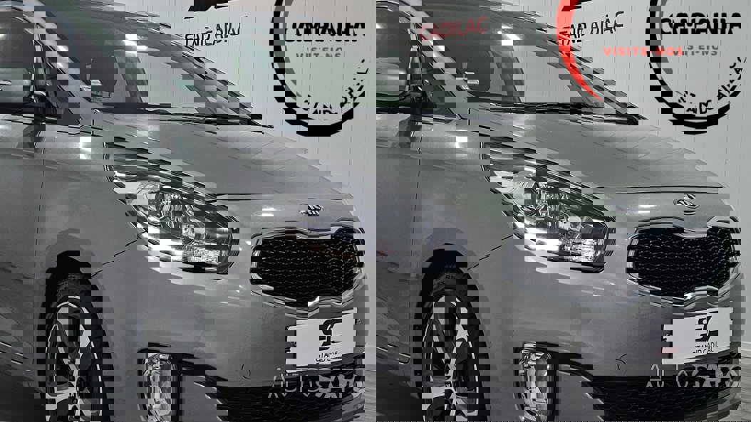 Kia Carens 1.7 CRDi ISG TX de 2016 - Auto SAPO