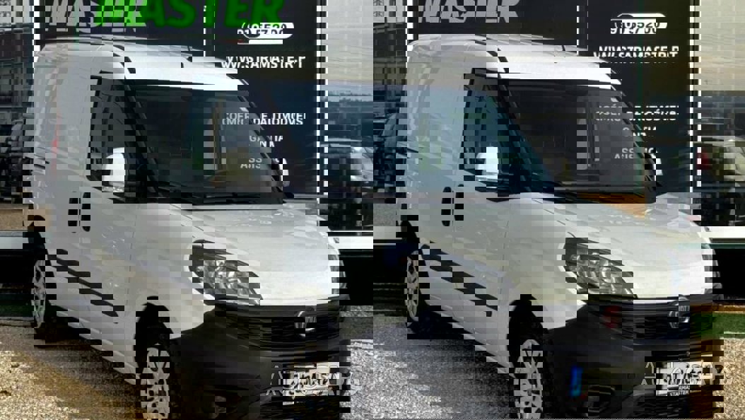 Fiat Doblo 1.3 MJ Easy de 2021 - Auto SAPO