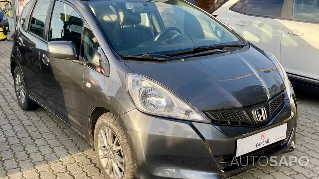 Honda Jazz 1.2 i-VTEC Trend J15 de 2013 - Auto SAPO