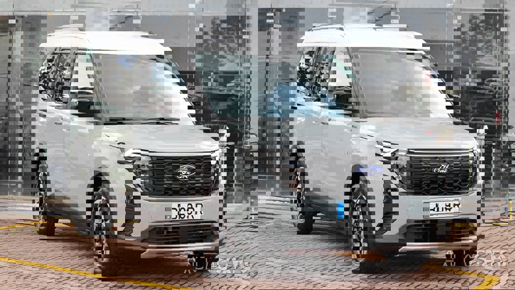 Ford Tourneo Courier de 2024 - Auto SAPO