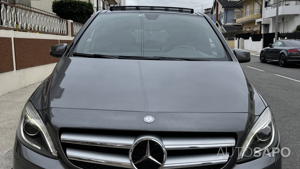 Mercedes-Benz Classe B 180 d AMG Line Aut. de 2014 - Auto SAPO