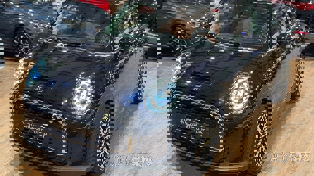 MINI Electric de 2022 - Auto SAPO